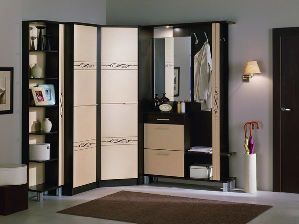 Как выбрать мебель в прихожую.